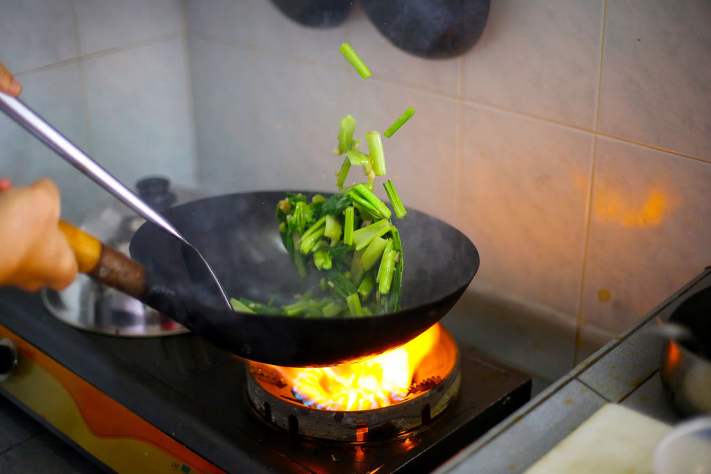 Wok Tossing Techniques: A Step-by-Step Guide – mammafong