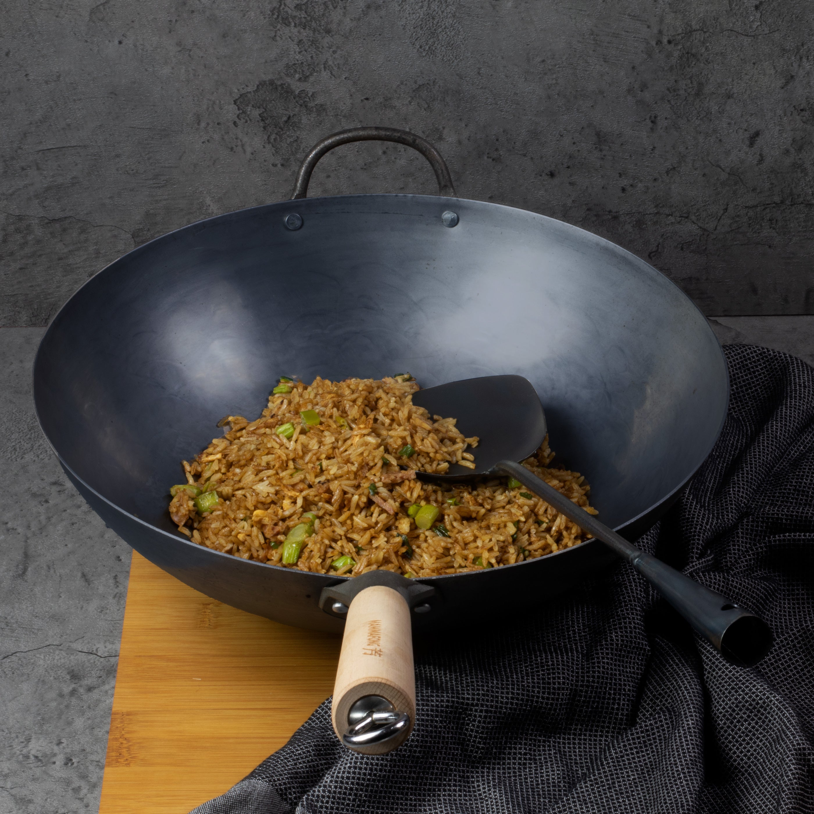 Pre-seasoned 14 inch Hand Hammered ROUND Bottom Carbon Steel Wok Set S ...